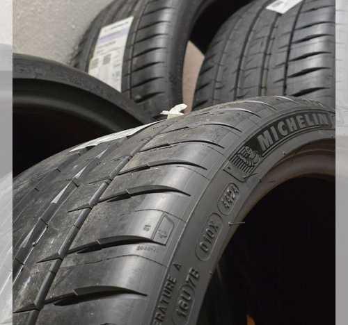 Michelin Pilot Sport 4 S 275/30 R20 и 245/35 R20