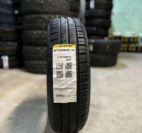Dunlop SP Touring R1 175/70 R14 84T