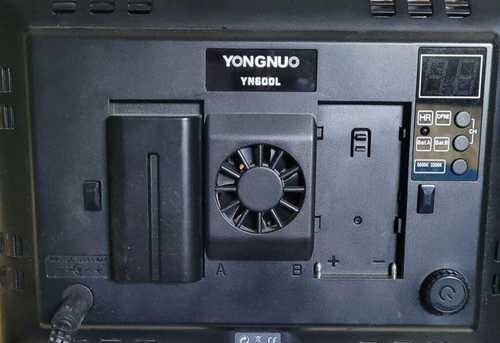 Осветитель светодиодный YongNuo YN-600L