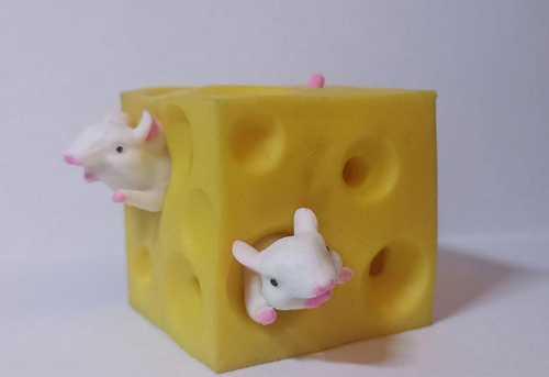 Мышки в сыре антистресс игрушка