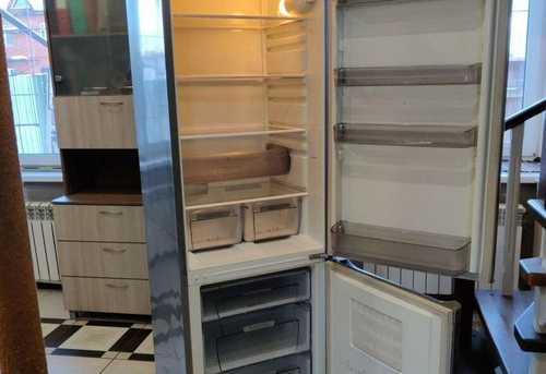 Холодильник аристон бу