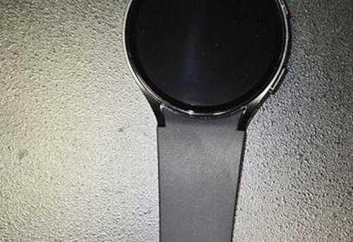 Смарт-часы Samsung Galaxy Watch6 44 мм, графит