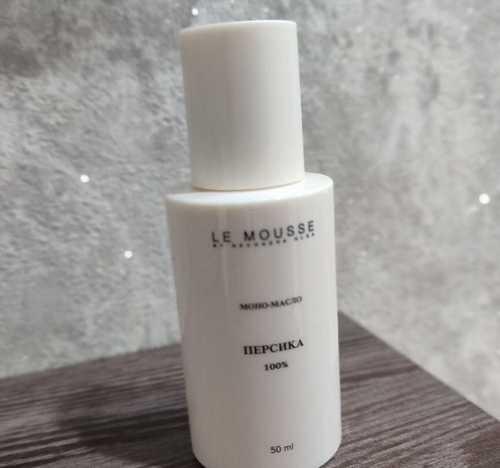 Le mousse масло персика