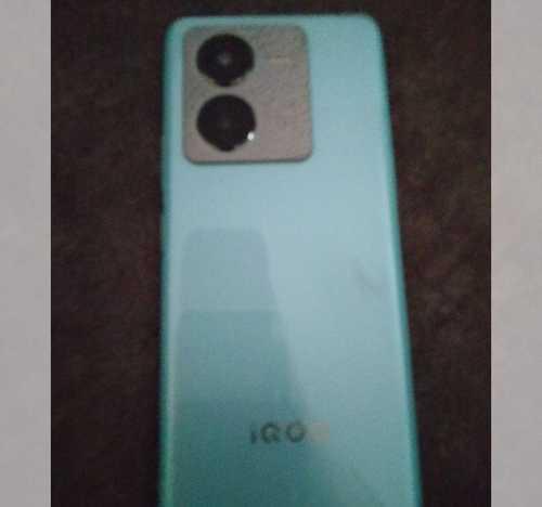 Vivo iQOO Z8, 8/256 ГБ