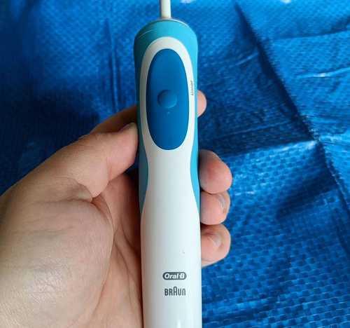 Зубная щетка Oral-b Vitality D12.513