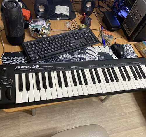 Midi-клавиатура alesis q49