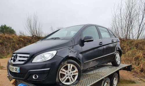 Mercedes W246 B 2011 г на запчасти