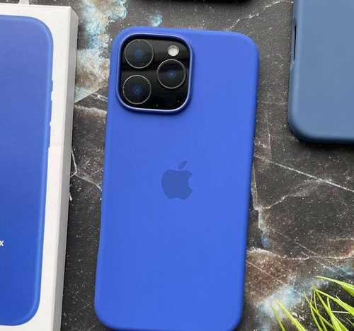 Чехол на iPhone 16 Pro Max Silicone Case