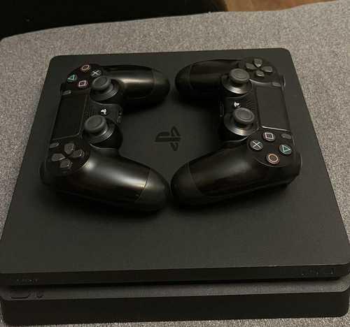 Sony playstation 4 slim