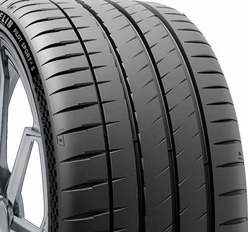 Michelin Pilot Sport 4 S 275/40 R22 108Y