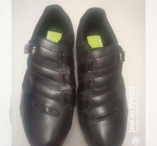 Кроссовки женские adidas кожаные