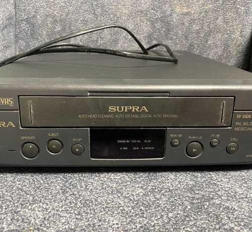 Видеомагнитофон Supra и кассеты