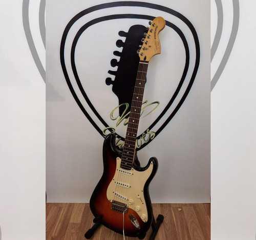 Электрогитара Squier Standard Stratocaster SSS Отл