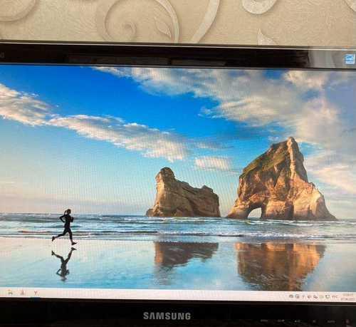 Монитор Samsung 20" P2050