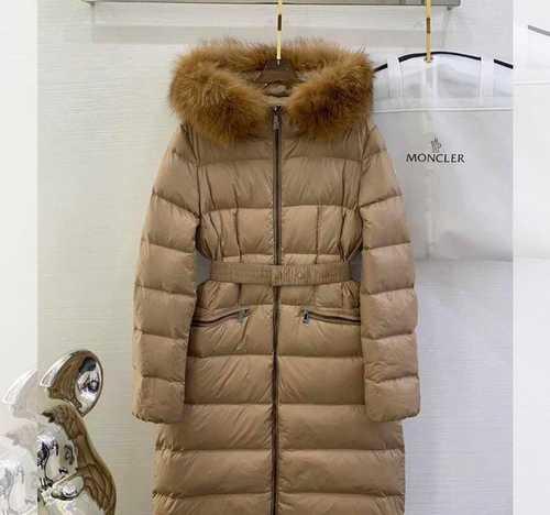 Пуховик Moncler