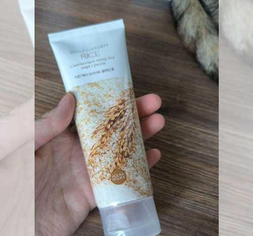 Корейская пенка для умывания Holika Holika