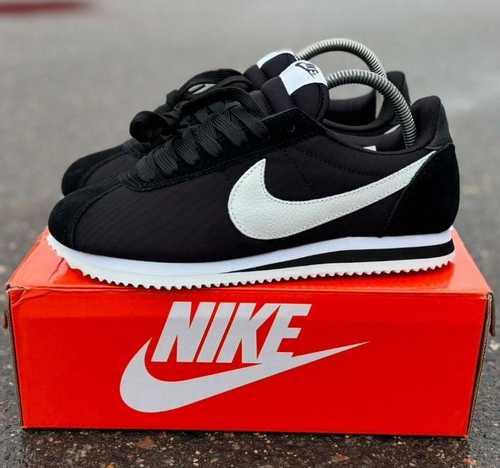 Nike Cortez TXT Fir Green