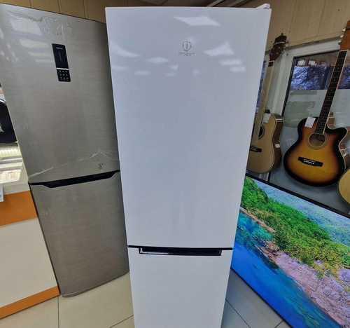 Холодильник indesit its 4180w