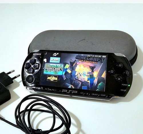 Прошитая PSP 3008   45 Игр   Чехол   Зарядка