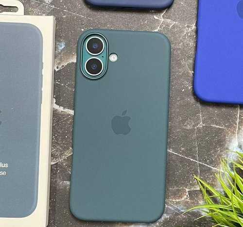 Чехол на iPhone 16 Plus Silicone Case