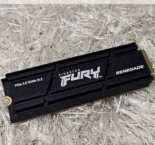 SSD M.2 Kingston fury Renegade 1TB (Здоровье 100%)