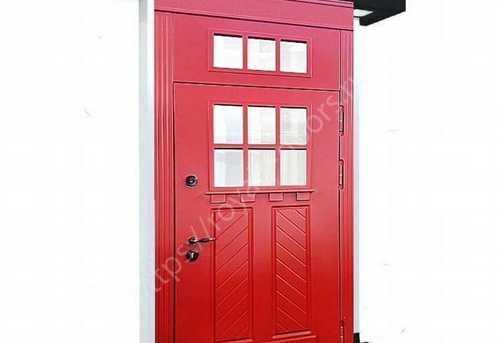 Парадная металлическая дверь с фрамугой и багетом