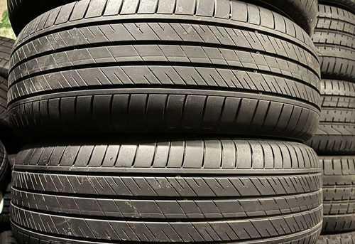 Kumho Solus HS63 215/60 R17