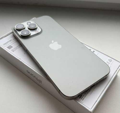 iPhone 16 Pro Max, 256 ГБ