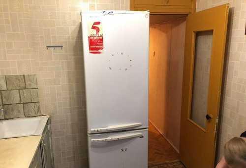 Холодильник бу pozis premier