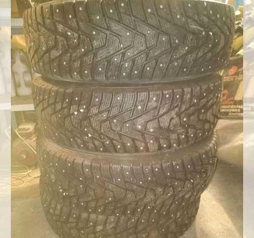 Hankook Winter I'Pike 205/75 R15