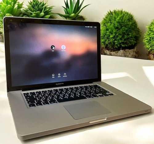 Apple macbook pro 15 2011 (i7)