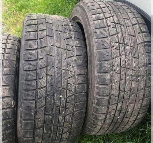 Yokohama Ice Guard IG50 235/45 R17 94Q