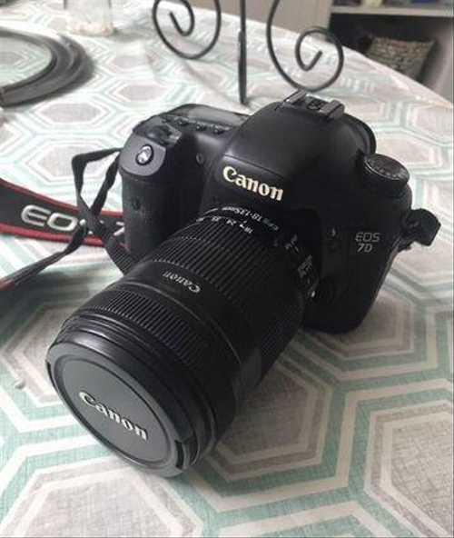 Зеркальный фотоаппарат Canon 7D + аксессуары