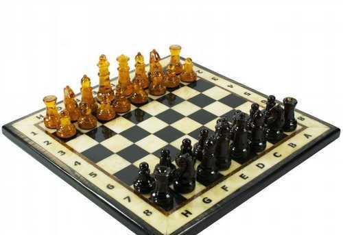 Шахматы из янтаря "Мёд и чёрные" 25х25 см