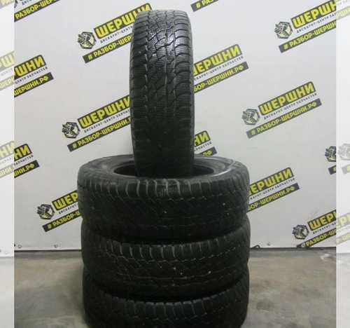 Viatti Bosco S/T V-526 215/65 R16 98T