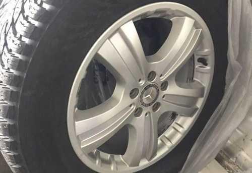 Колеса на Mercedes nokian hakkapelitta 9 265/60 R1