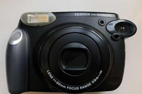 Компактный фотоаппарат Instax 210