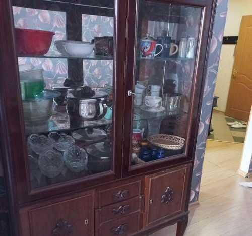 Мебель с натурального дерева