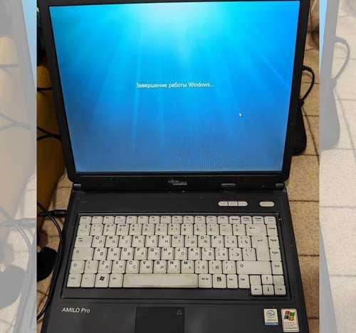 Ноутбук fujitsu siemens amilo pro v2010