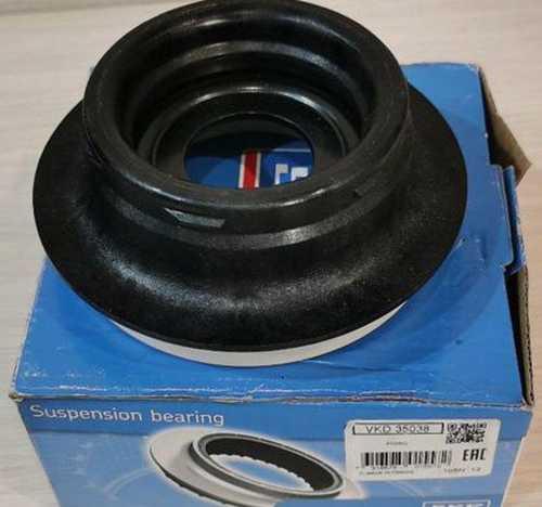 Подшипники опоры амортизатора SKF VKD35038