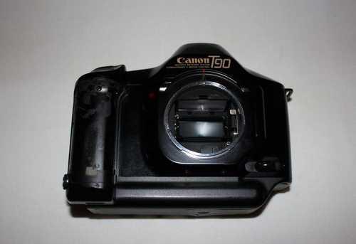 Плёночный фотоаппарат на запчасти Canon T90