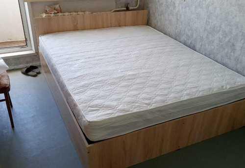 Кровать двуспальная 160х200