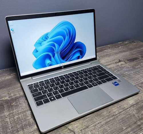 Ноутбук HP ProBook 440 G8 I5 1135G7 8/256