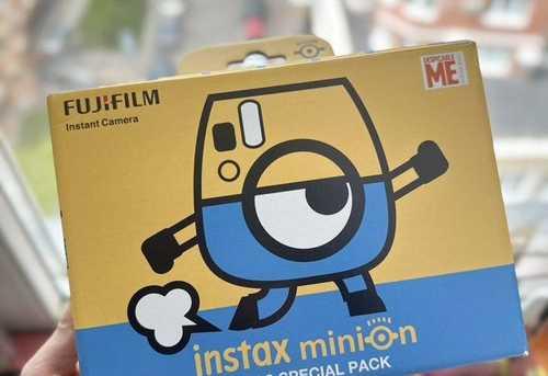 Фотоаппарат Fujifilm Instax Mini 8 Minion