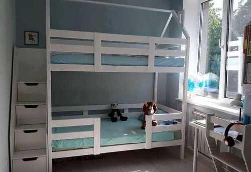 Кровать-домик с комодом для детей от 3-х лет