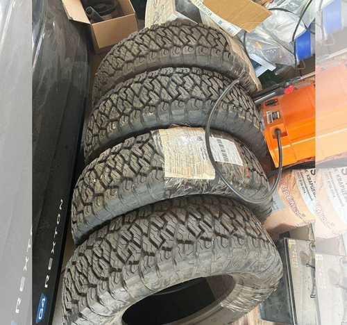 Maxxis AT-811 Razr AT 245/70 R16 T