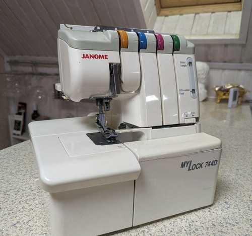 Оверлок janome my lock 744d