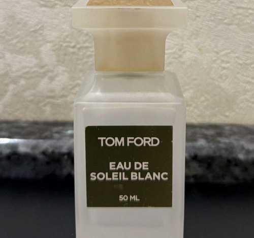 TOM ford EAU DE soleil blannc пустой