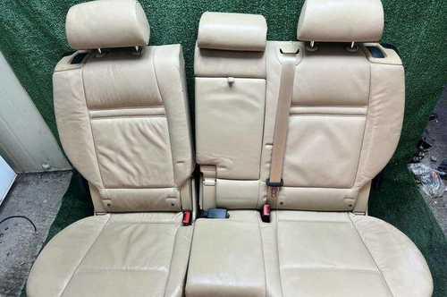 Задние сидения (диван) на BMW X5 (E70) 2012 года