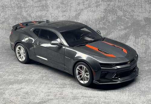 Модель chevrolet camaro 1/18 gt spirit